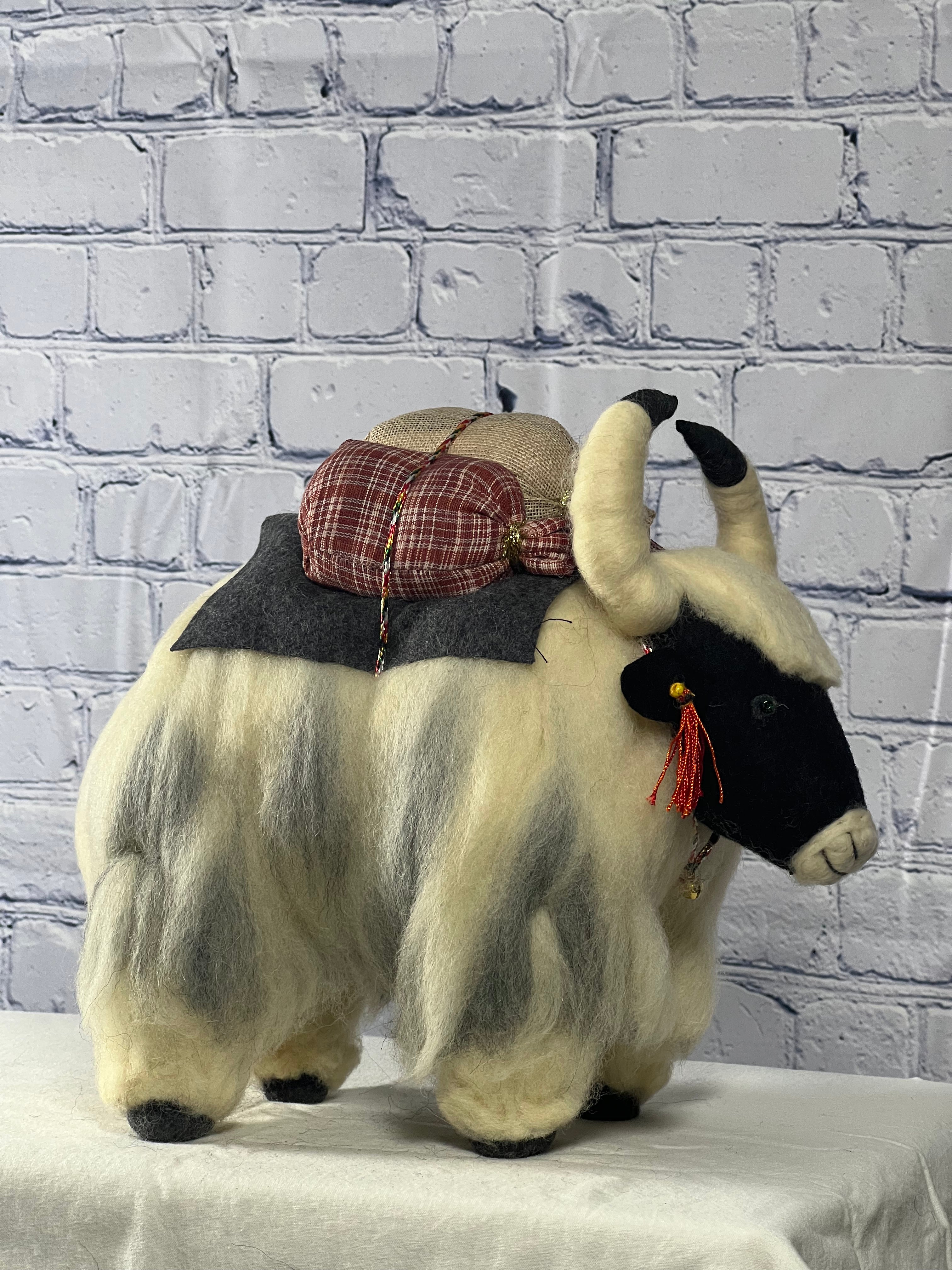Large Felt Yaks with Packs - White